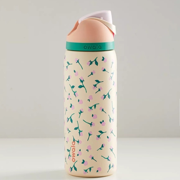 owala | Other | Owala Uo Exclusive Limited Edition Freesip 32 Oz Water ...